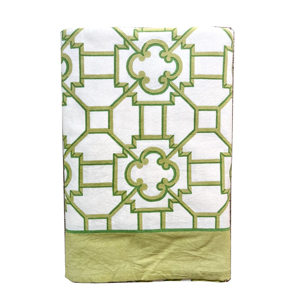 Garden Trellis Cloth Tablecover in Green - 1 Tablecover – Caspari
